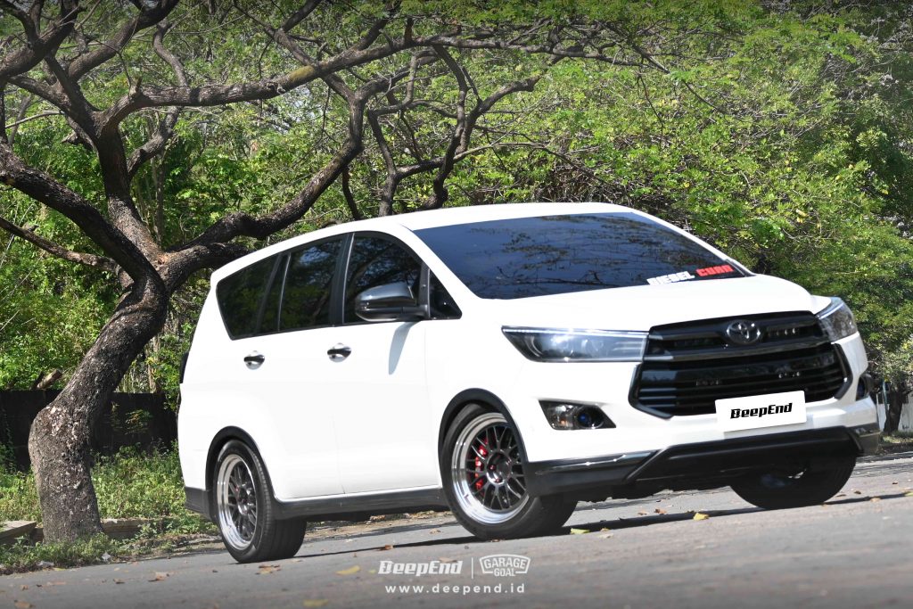 Modifikasi | Toyota Innova Reborn Venturer 2018 – MEMPESONA – Deepend
