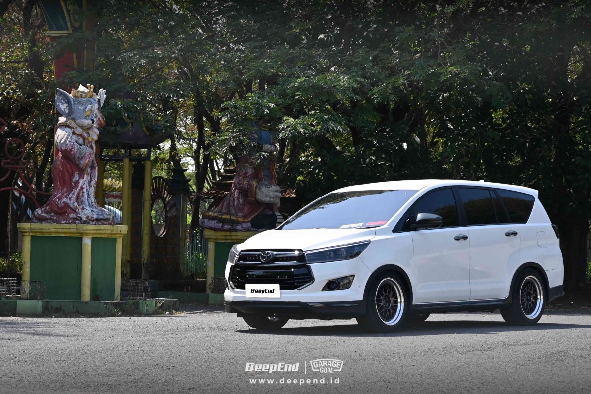 Modifikasi | Toyota Innova Reborn Venturer 2018 – MEMPESONA – Deepend
