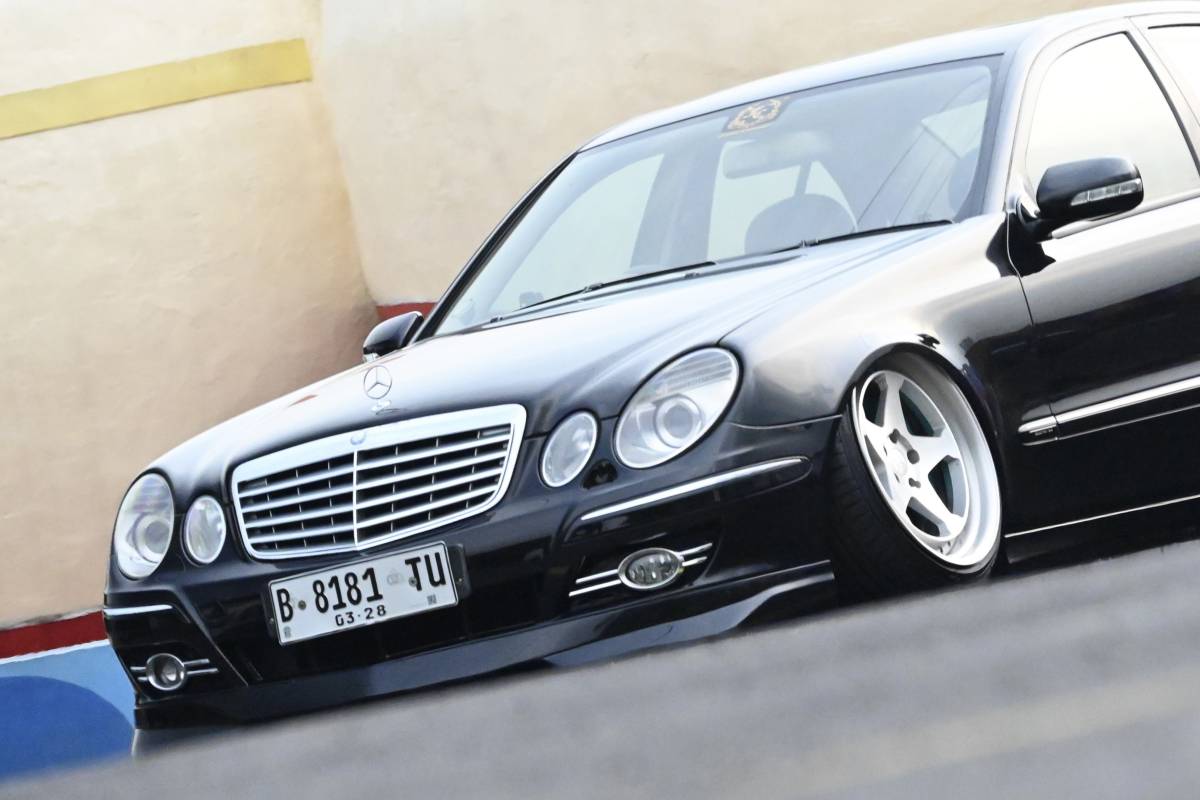Modifikasi | Mercedes-Benz E 280 2008 – FEELAIR CHARACTER – Deepend