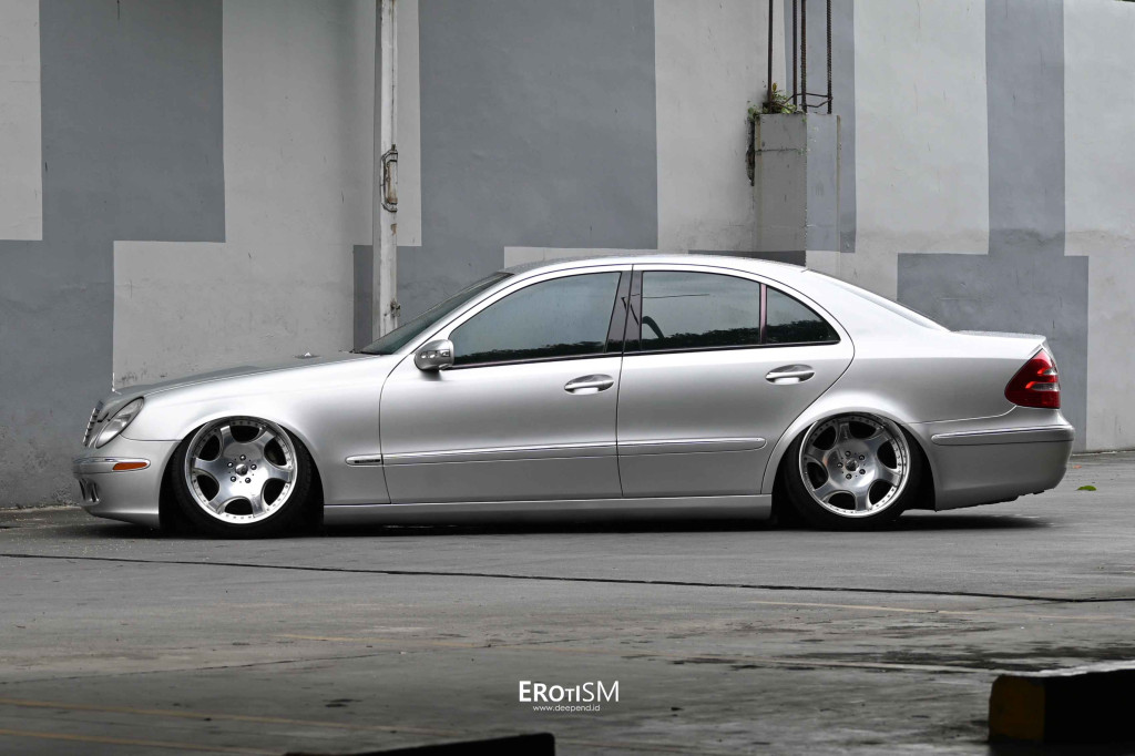 Modifikasi DeepEnd – Mercedes-Benz E260 Silver Medan Kranze Bazreia 14 – Deepend